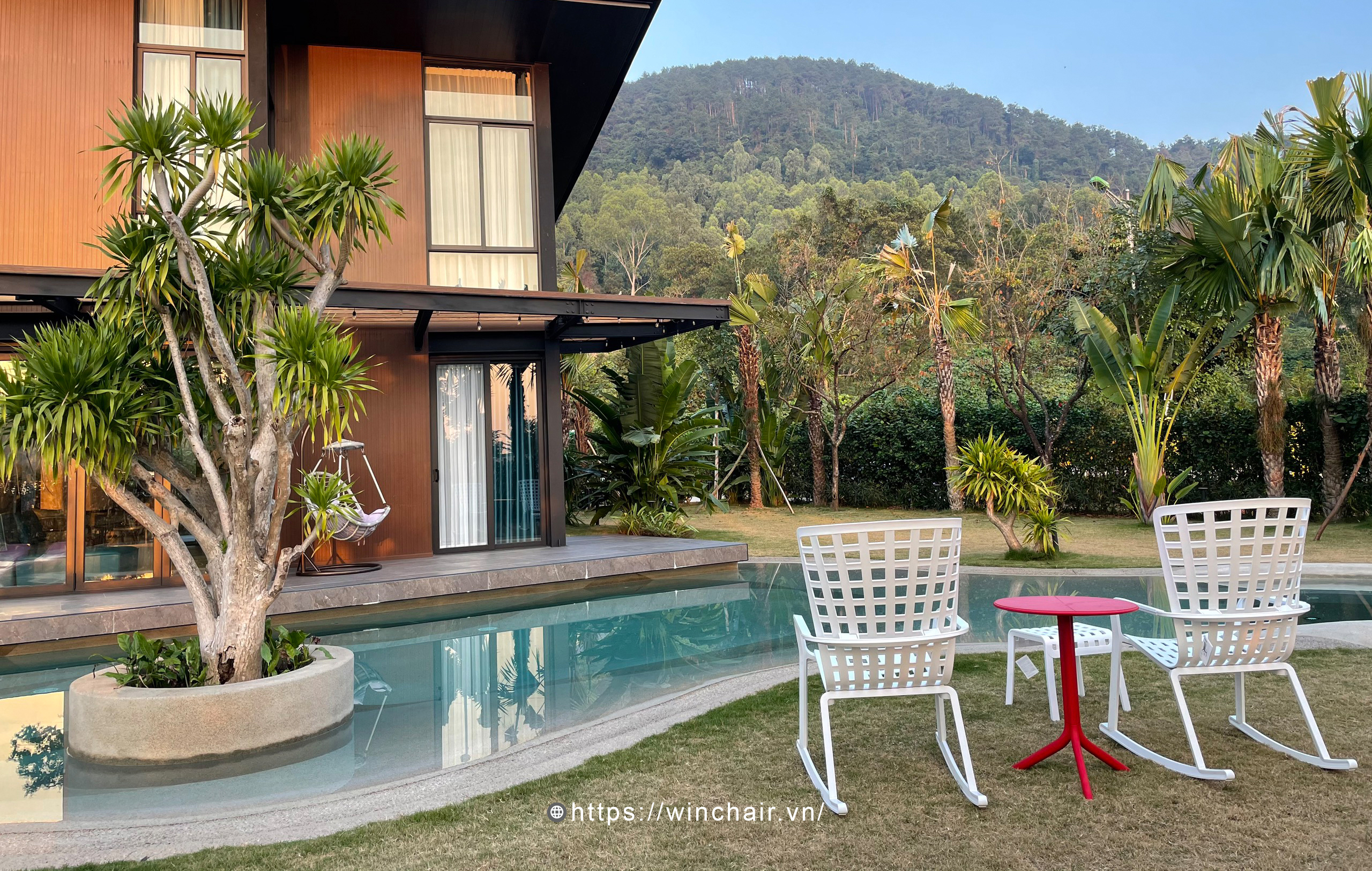Oasis Spring Villa - WIN CHAIR